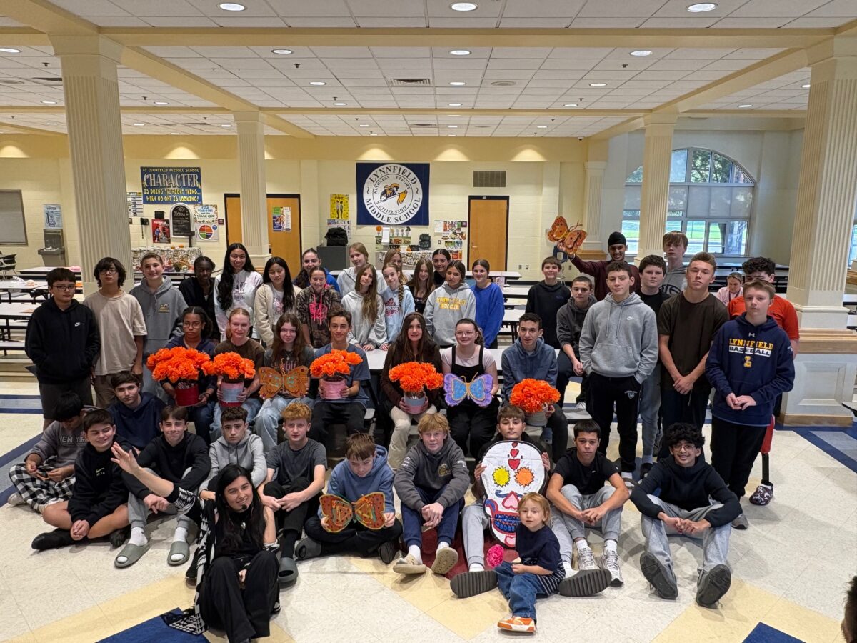 LMS students create Day of the Dead altar - Local Headline News